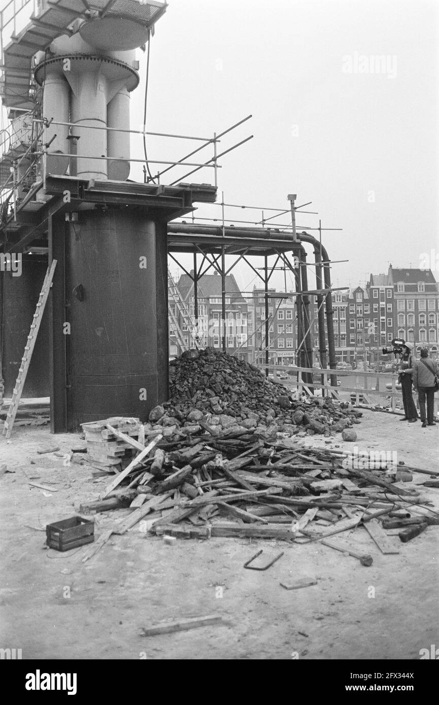 Amsterdam subway construction, sinking of Waterlooplein caisson ...