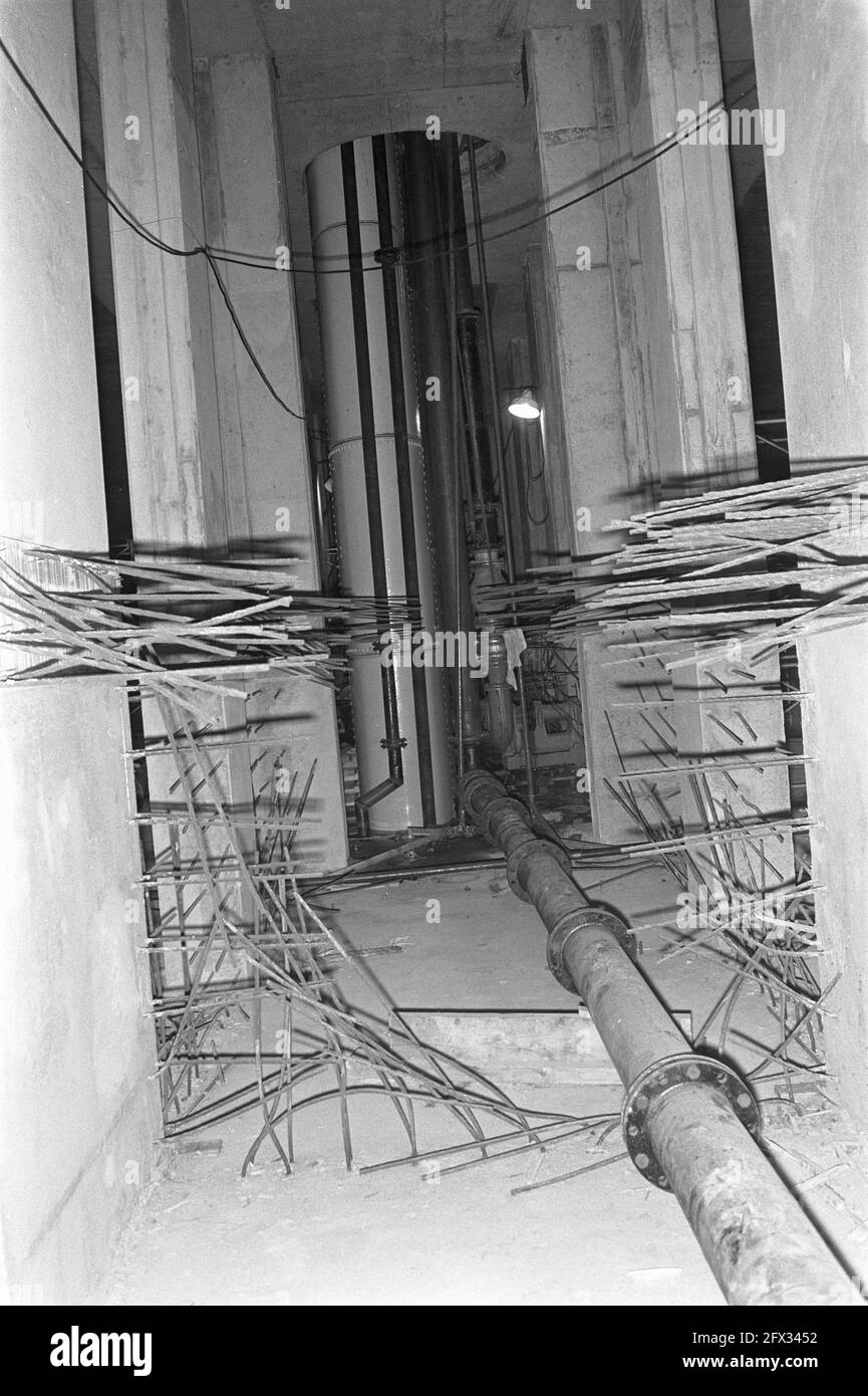 Amsterdam subway construction, sinking of Waterlooplein caisson ...