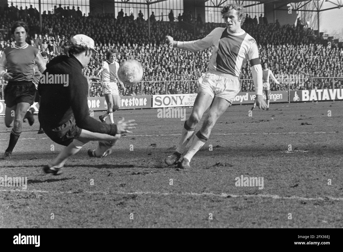 Piet keizer scores 2nd ajax goal hi-res stock photography and images ...