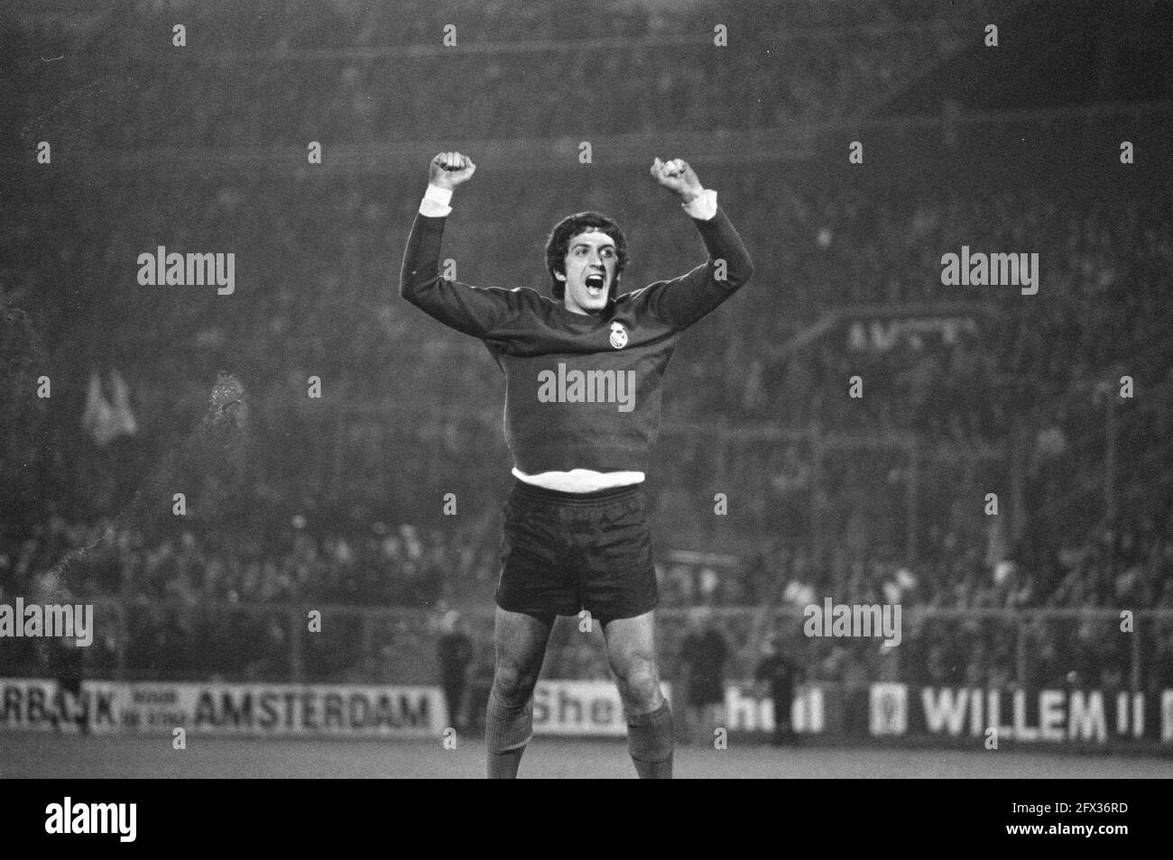 Goalkeeper garcia remon hi-res stock photography and images - Alamy