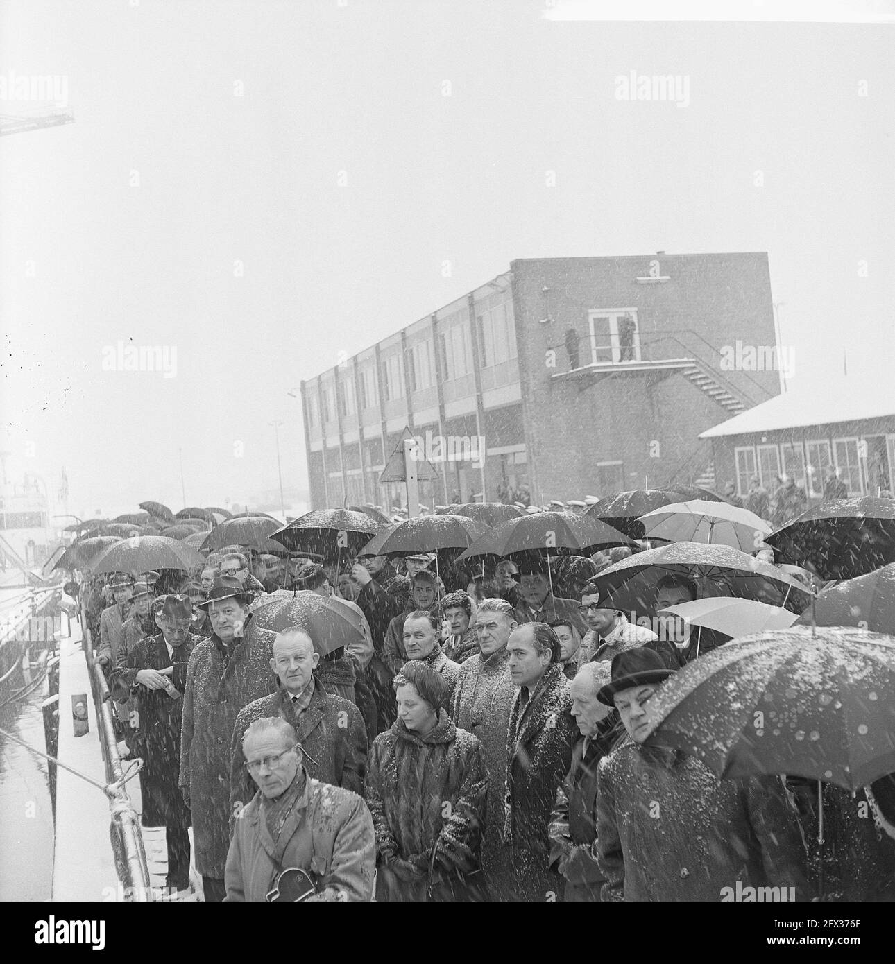 Mrs tom seale christened drilling rig transworld rig 58 hi-res stock ...