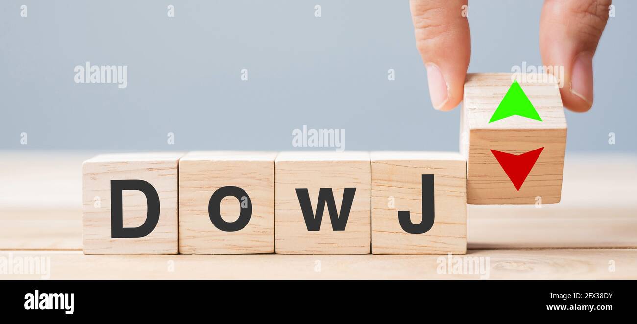 Dow j hi-res stock photography and images - Alamy