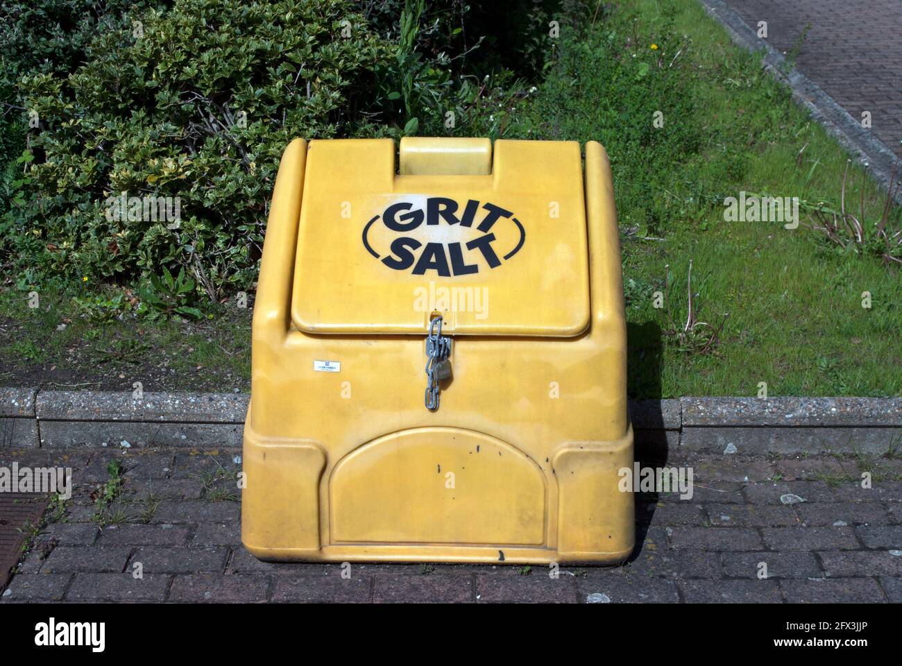Yellow Grit / Salt Bin at Sleaford Station Stock Photo - Alamy