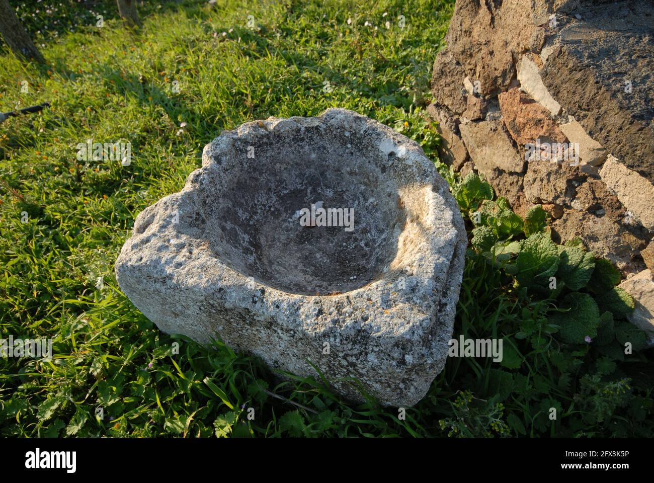 Sardegna, chiesa campestre San Pietro, Bulzi, Sardegna Stock Photo - Alamy