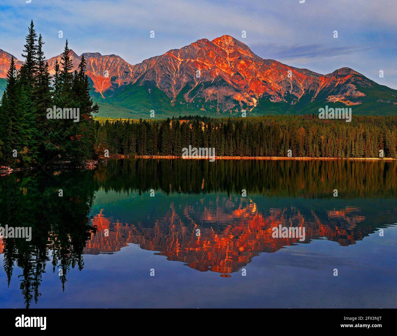 Sunset over Pyramid Mountain at Lac Beauvert, Jasper National Park ...