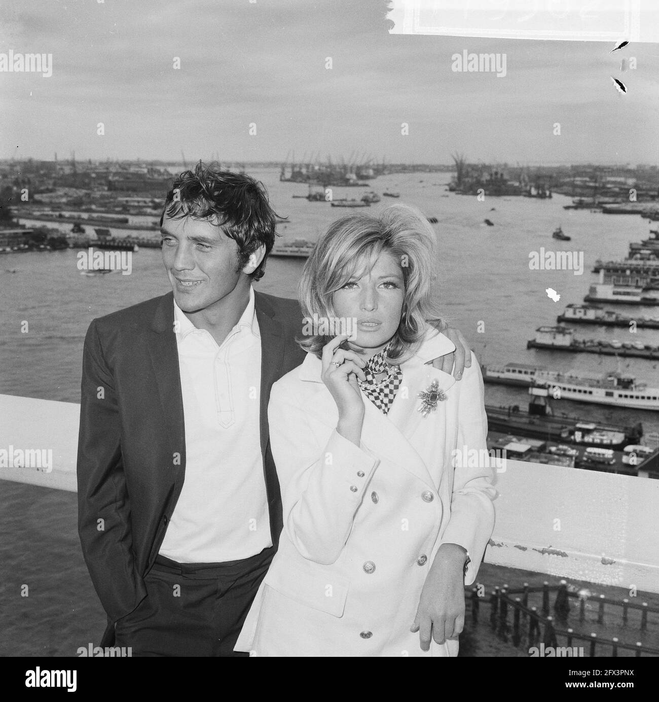 Monica vitti modesty blaise hi-res stock photography and images - Alamy