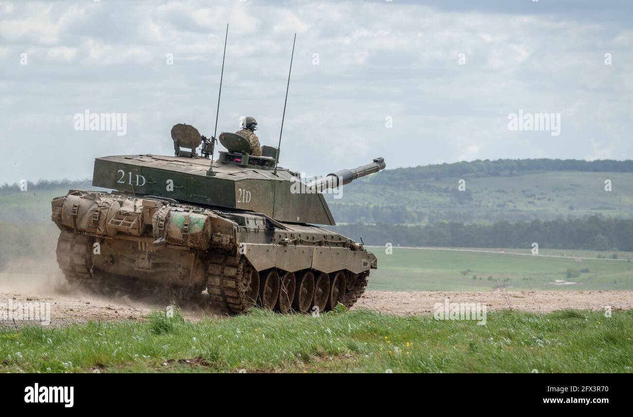 Challenger 3 main battle tank hi-res stock photography and images - Alamy