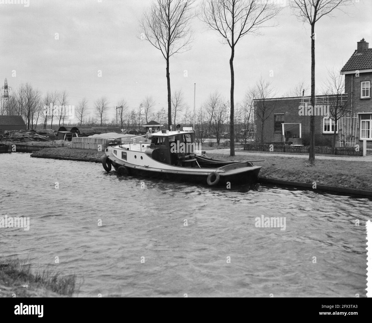 The lightered tug Roelie, 28 December 1957, Tugs, The Netherlands, 20th ...