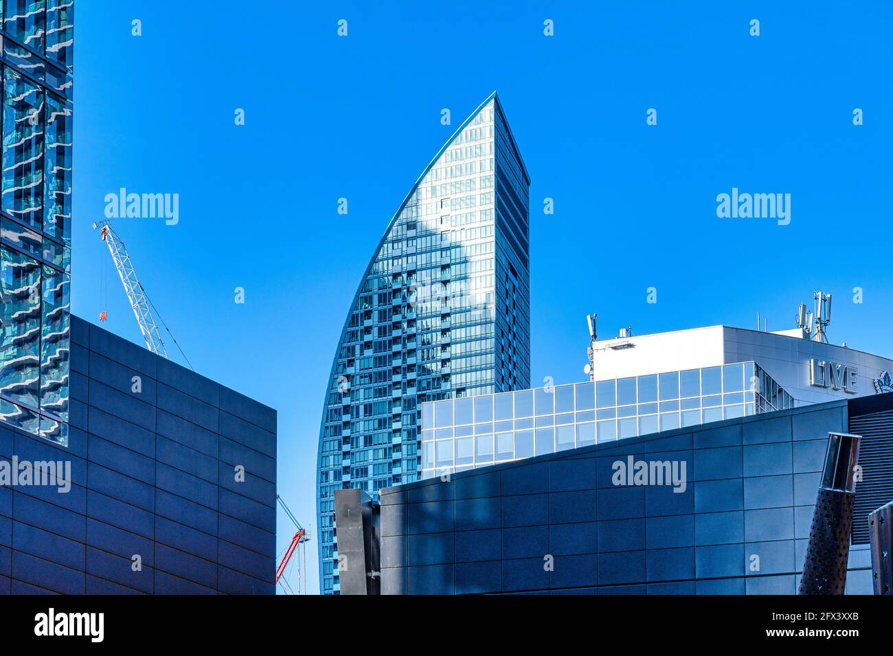 The L Tower (curved building) in the downtown district of Toronto ...