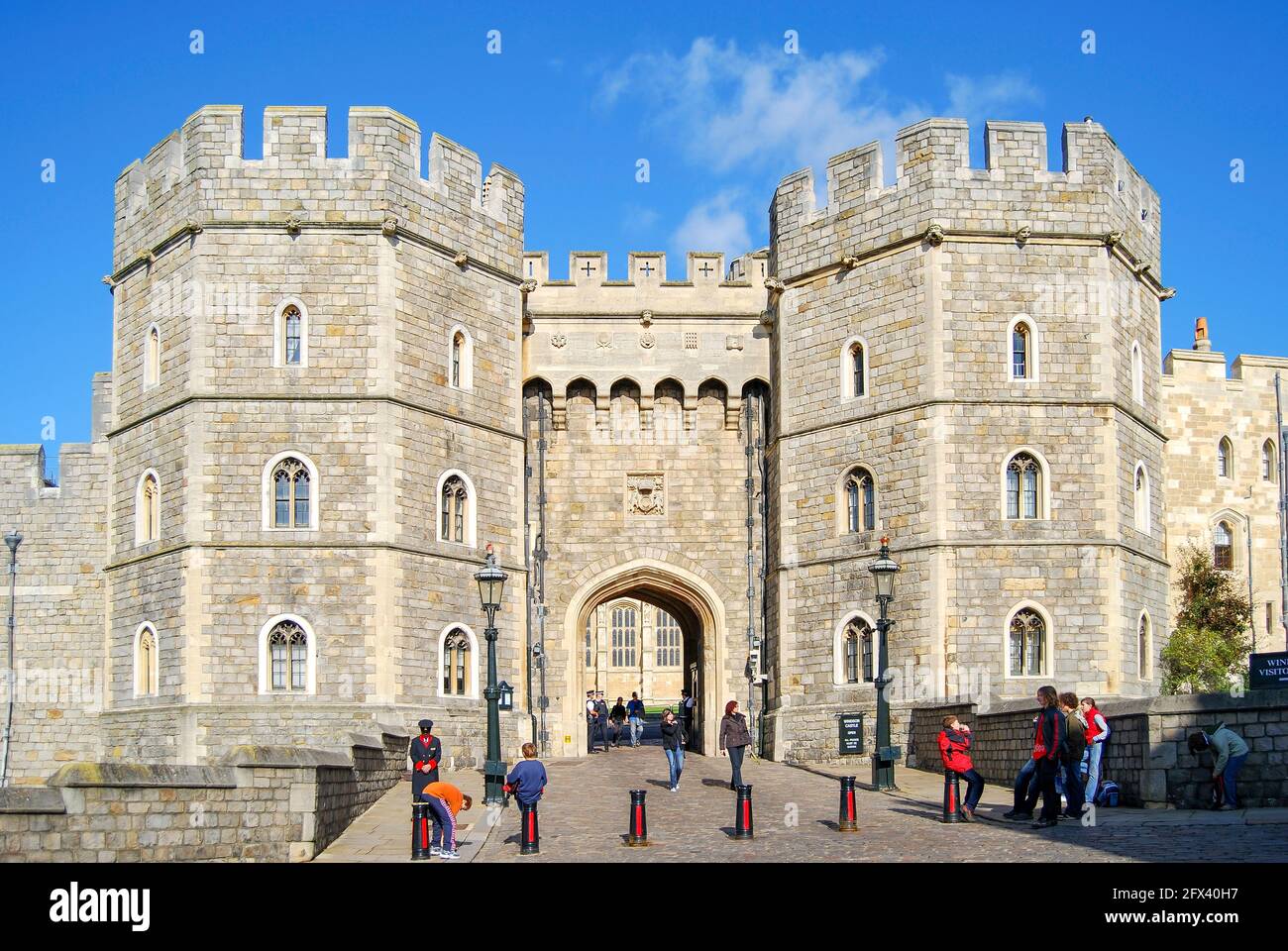 Henry VIII Gate, Windsor Castle, Windsor, Berkshire, England, United ...