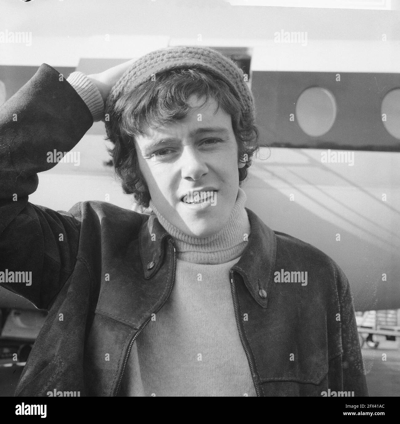 Donovan singer 1966 Black and White Stock Photos & Images - Alamy