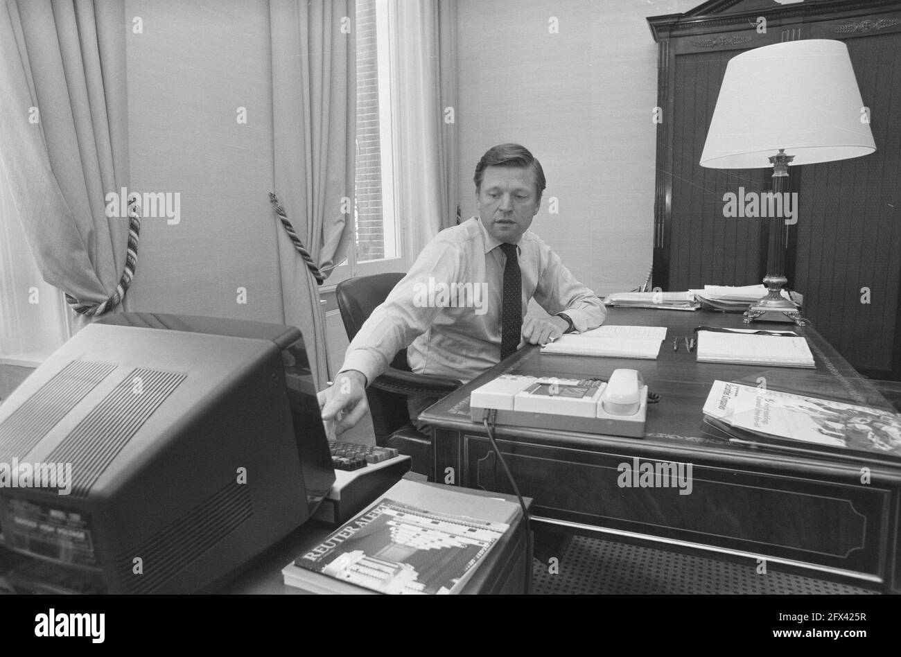 28 september 1987 hi-res stock photography and images - Alamy