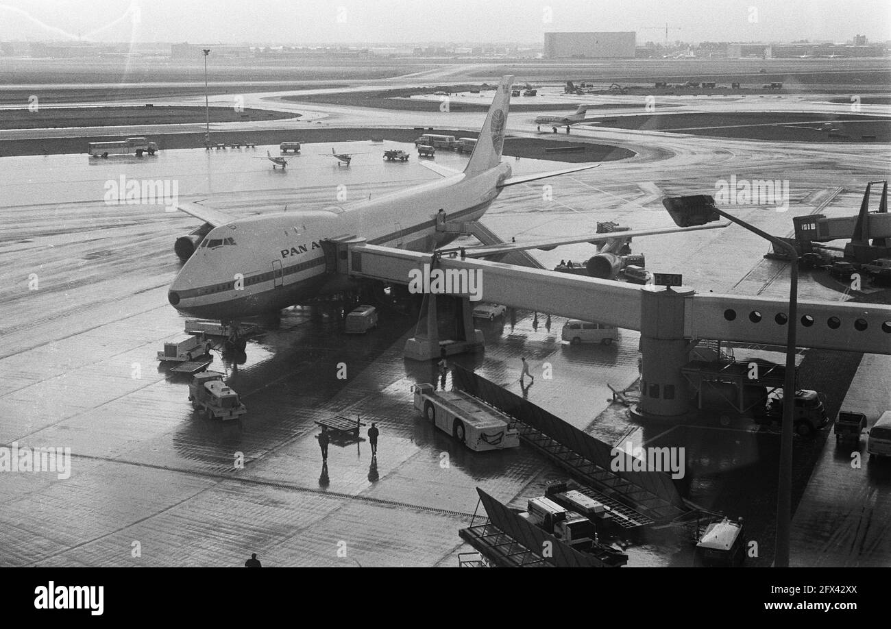 Boeing 747 1970 hi-res stock photography and images - Alamy