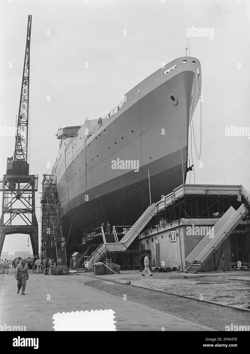 Slipway shipyard wilton feijenoord hi-res stock photography and images ...