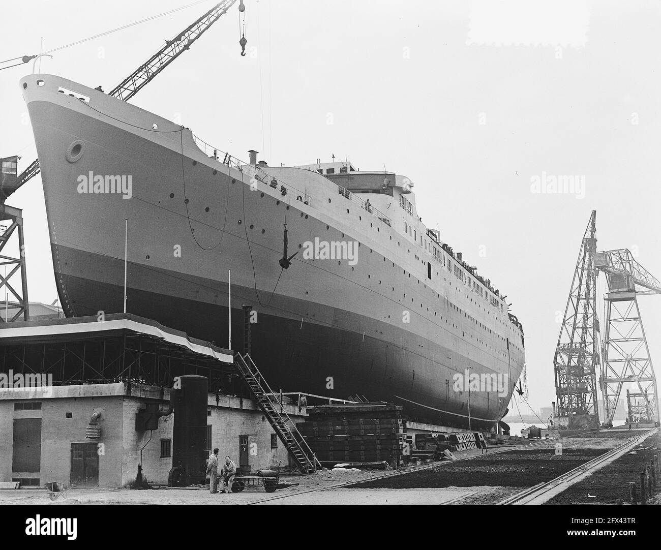 Slipway shipyard wilton feijenoord hi-res stock photography and images ...
