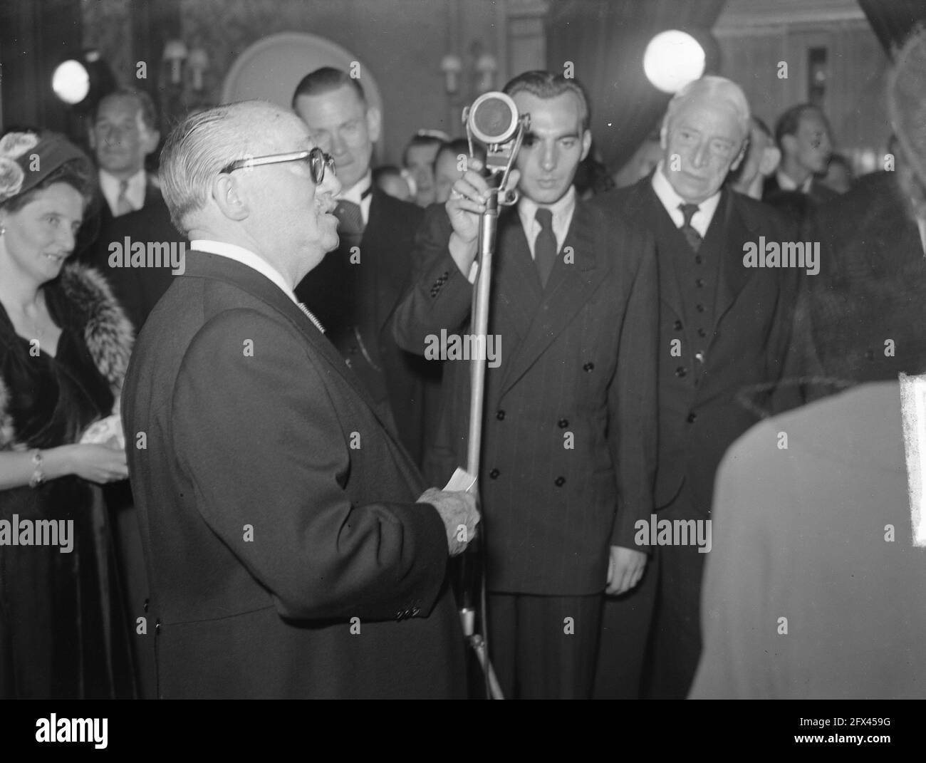 100 room stenography hi-res stock photography and images - Alamy