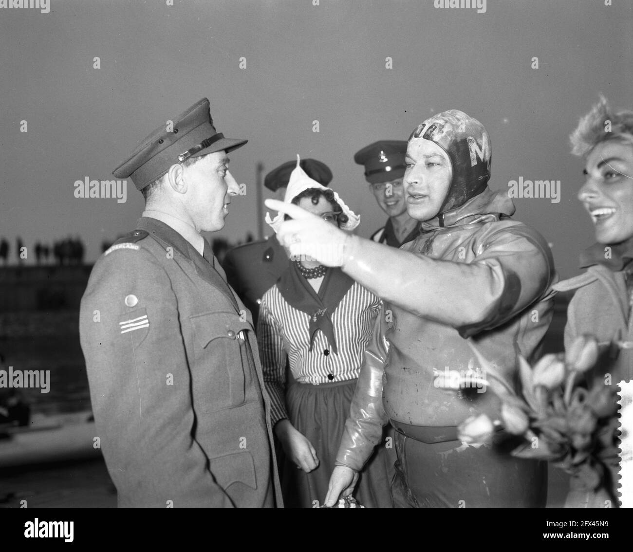 Frogmen Black and White Stock Photos & Images - Alamy