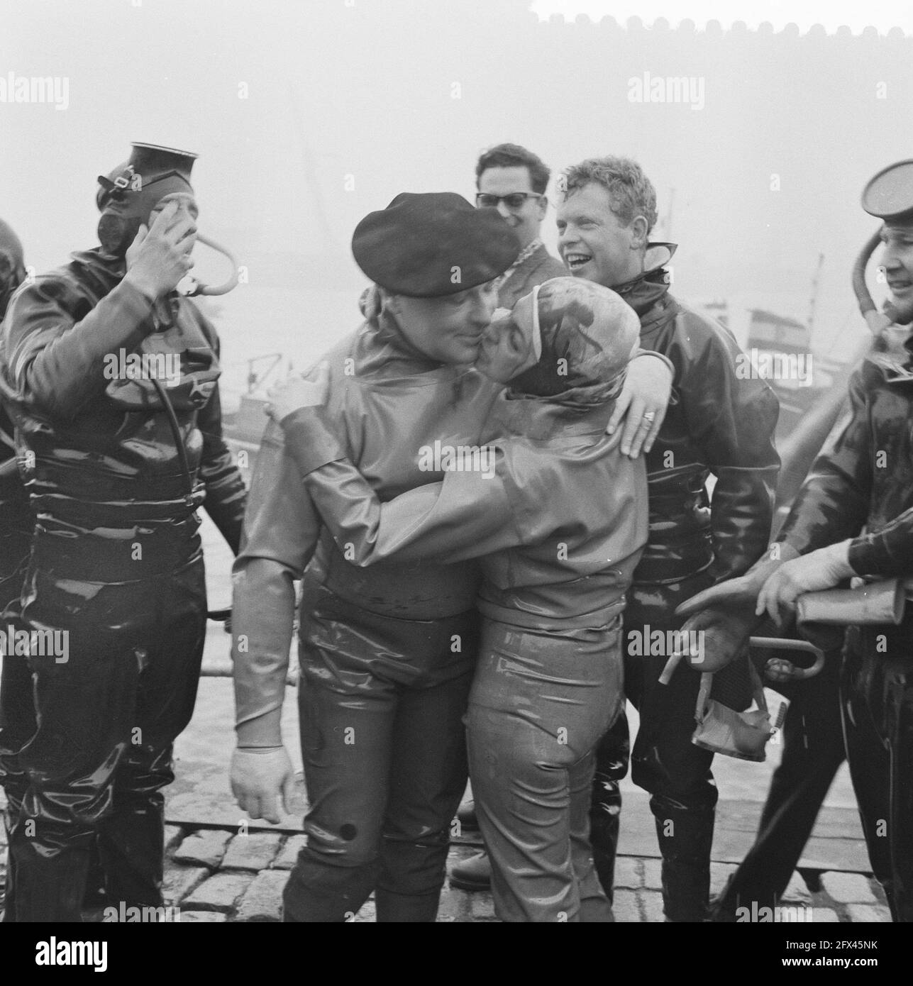 Frogmen Black and White Stock Photos & Images - Alamy