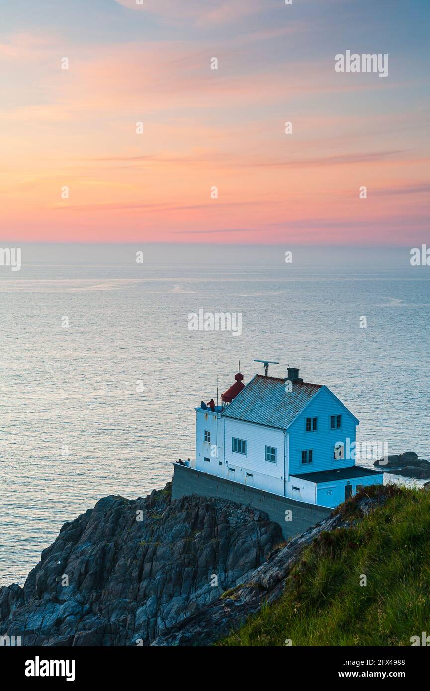Lighthouse on the cliff edge Stock Photo - Alamy