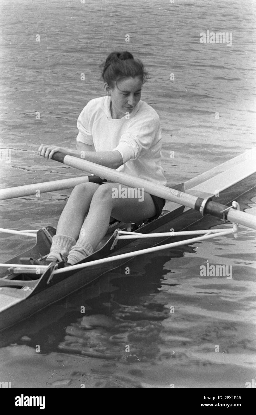 24 english skiff m hi-res stock photography and images - Alamy