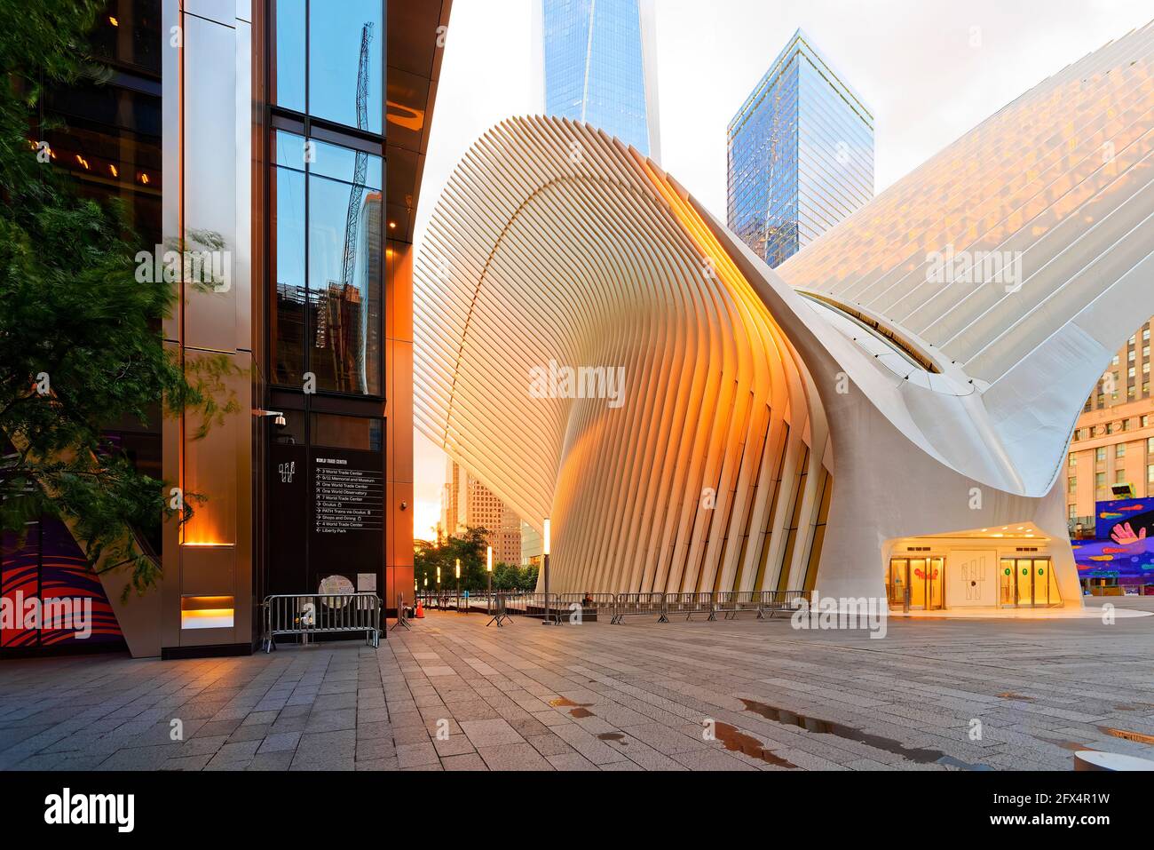 Oculus World Trace Center Train Station Stock Photo - Alamy