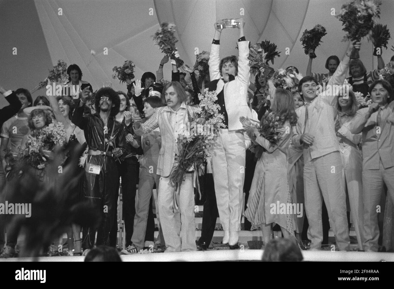 Eurovision johnny logan 1980 hi-res stock photography and images - Alamy