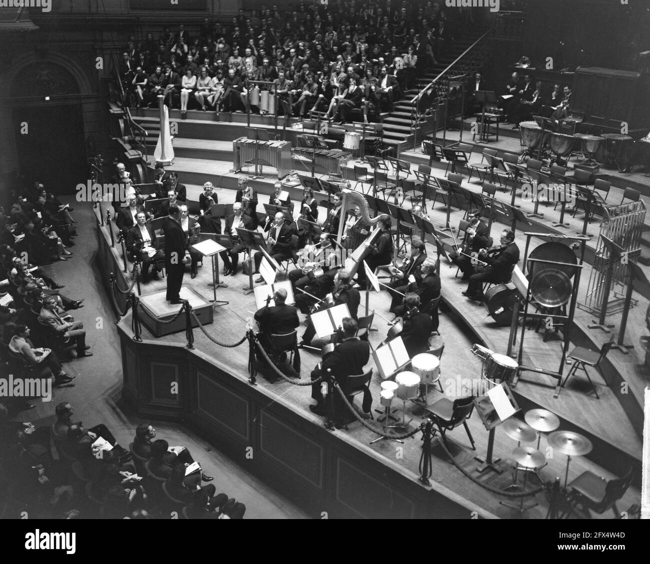 Pierre boulez concert hall hi-res stock photography and images - Alamy