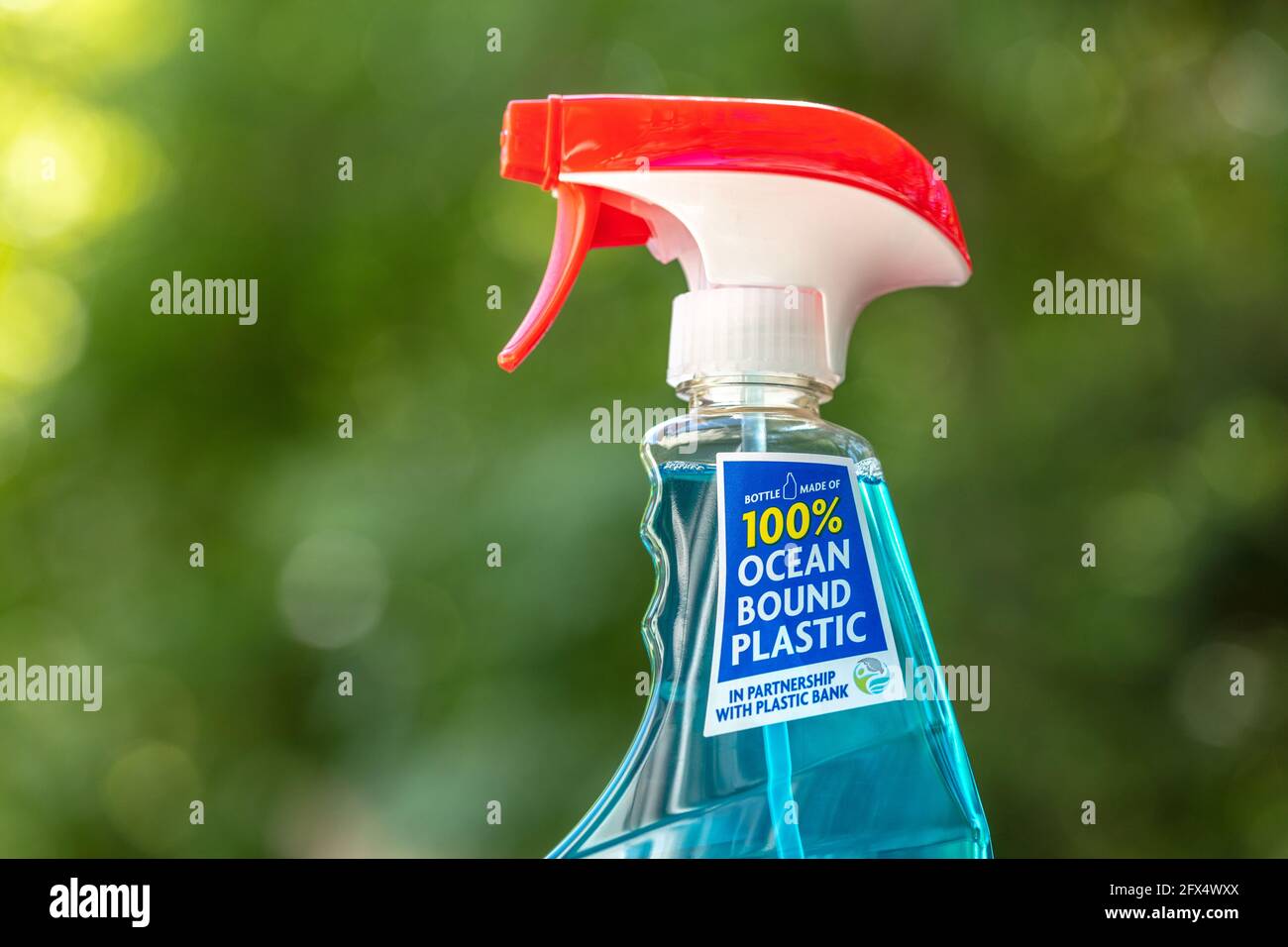Recycling bottle bank hi-res stock photography and images - Alamy