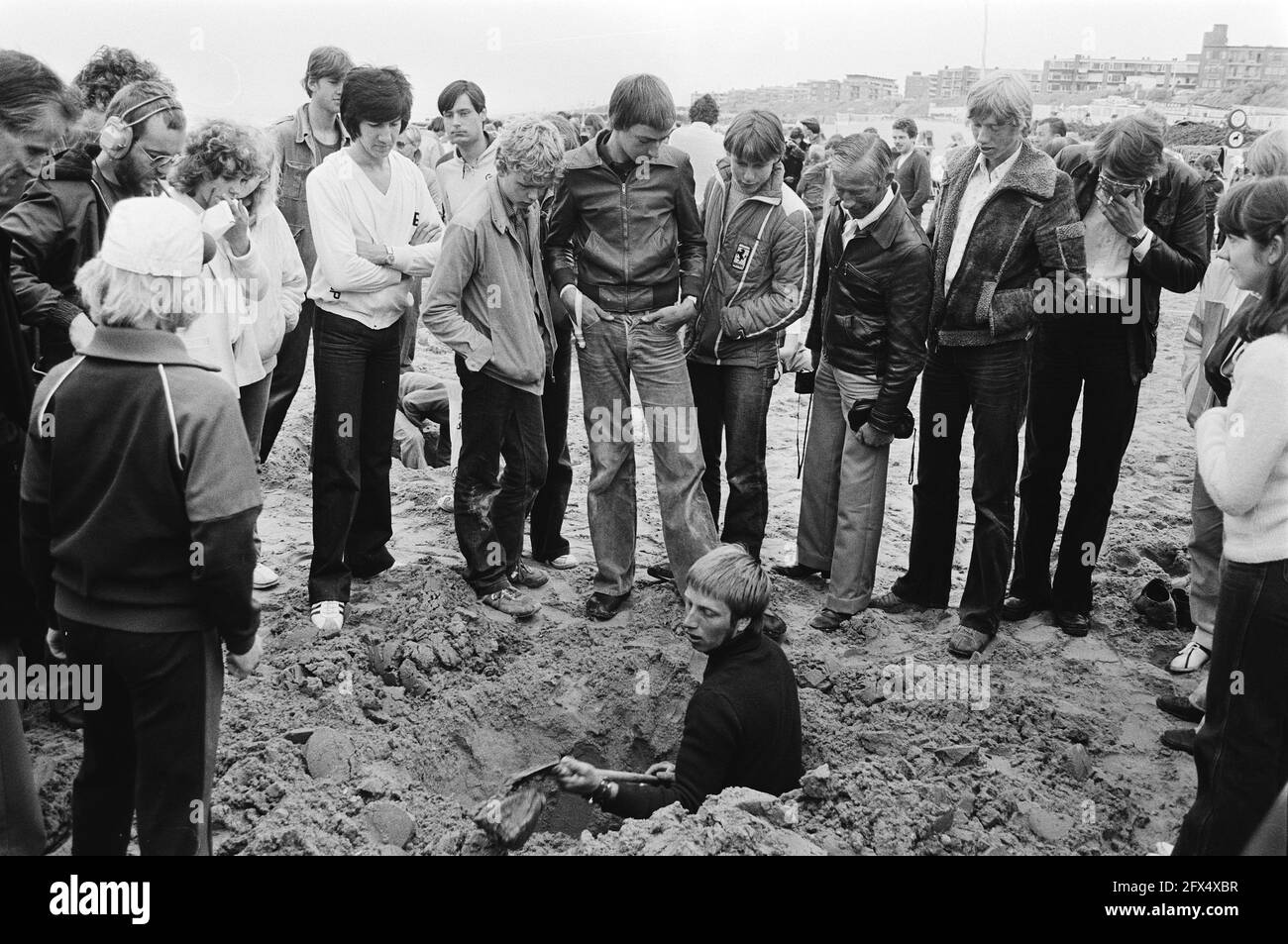 July 11 1990 Black and White Stock Photos & Images - Alamy
