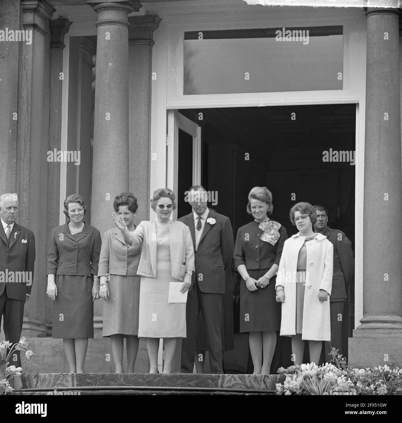 Family celebration 1963 hi-res stock photography and images - Alamy