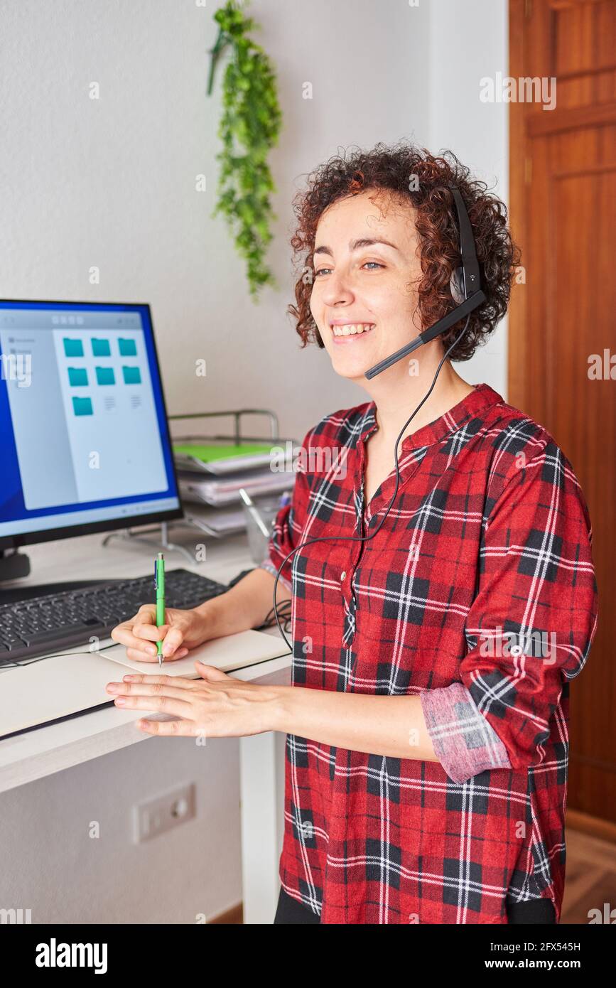 Stand up notes hi-res stock photography and images - Alamy