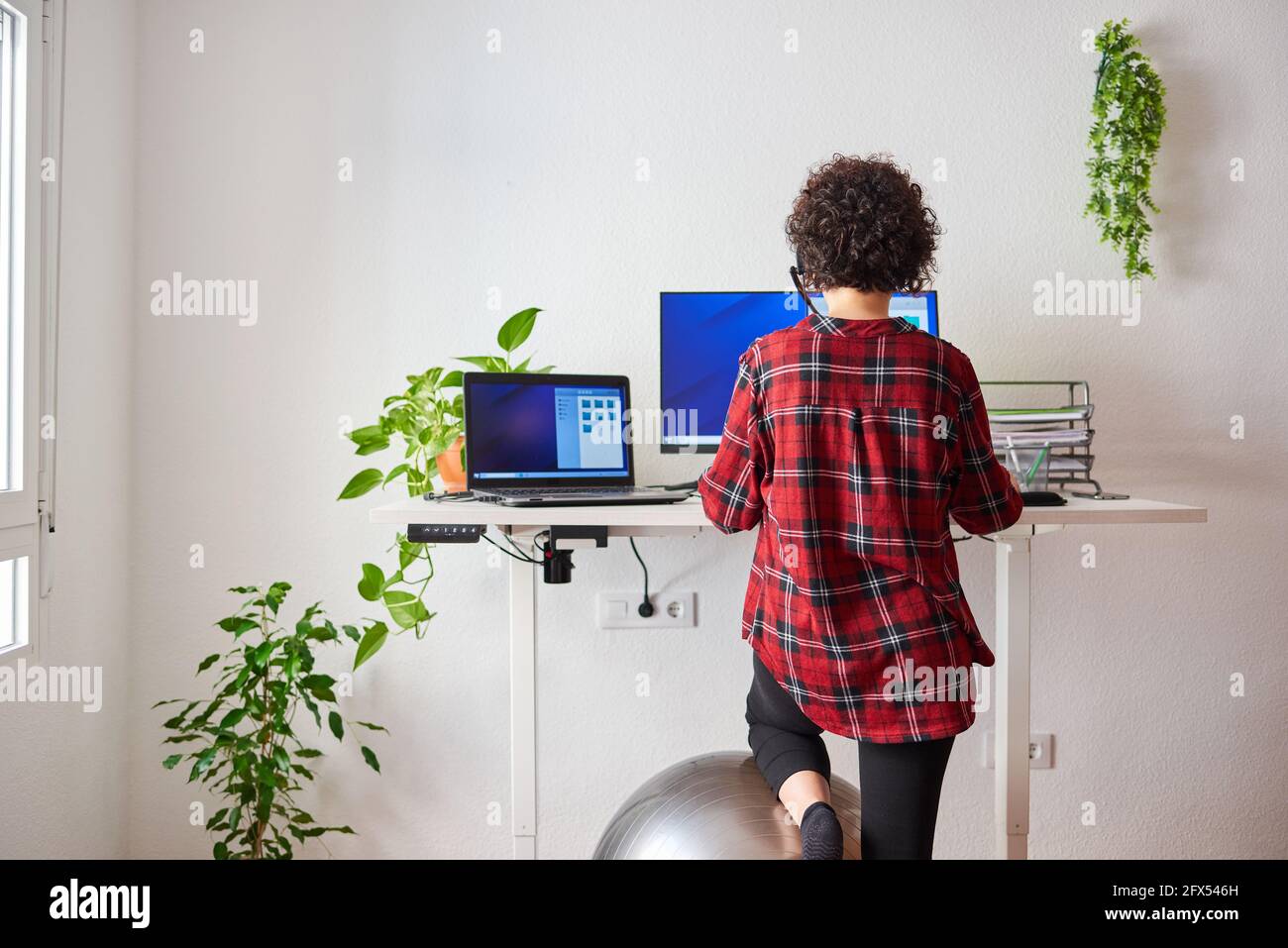 Ergonomic position hi-res stock photography and images - Alamy