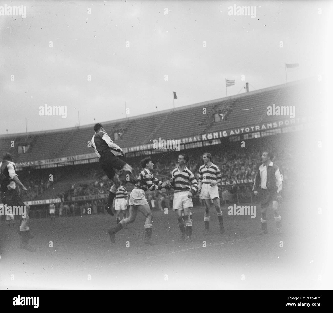 Smulders leapfrogs hi-res stock photography and images - Alamy