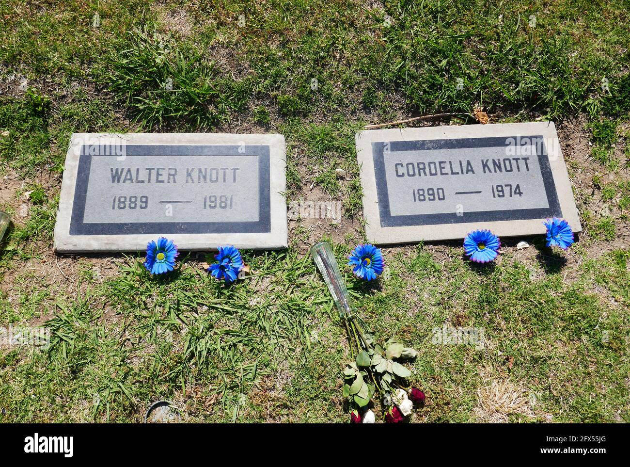 Walter knott hi-res stock photography and images - Alamy
