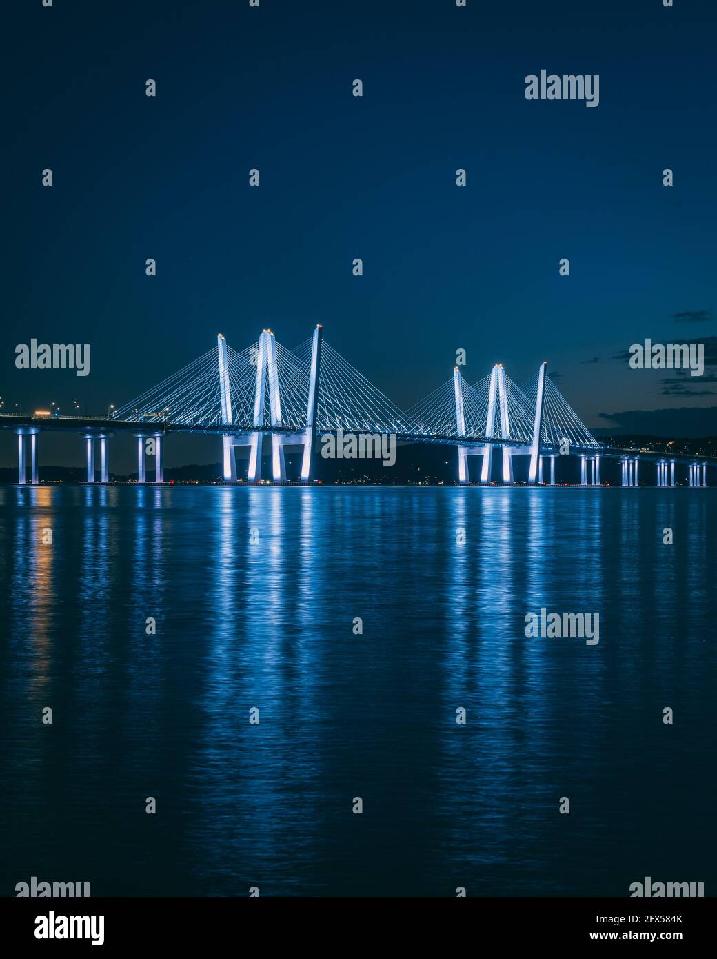 The Tappan Zee Bridge over the Hudson River at night, in Tarrytown, New ...