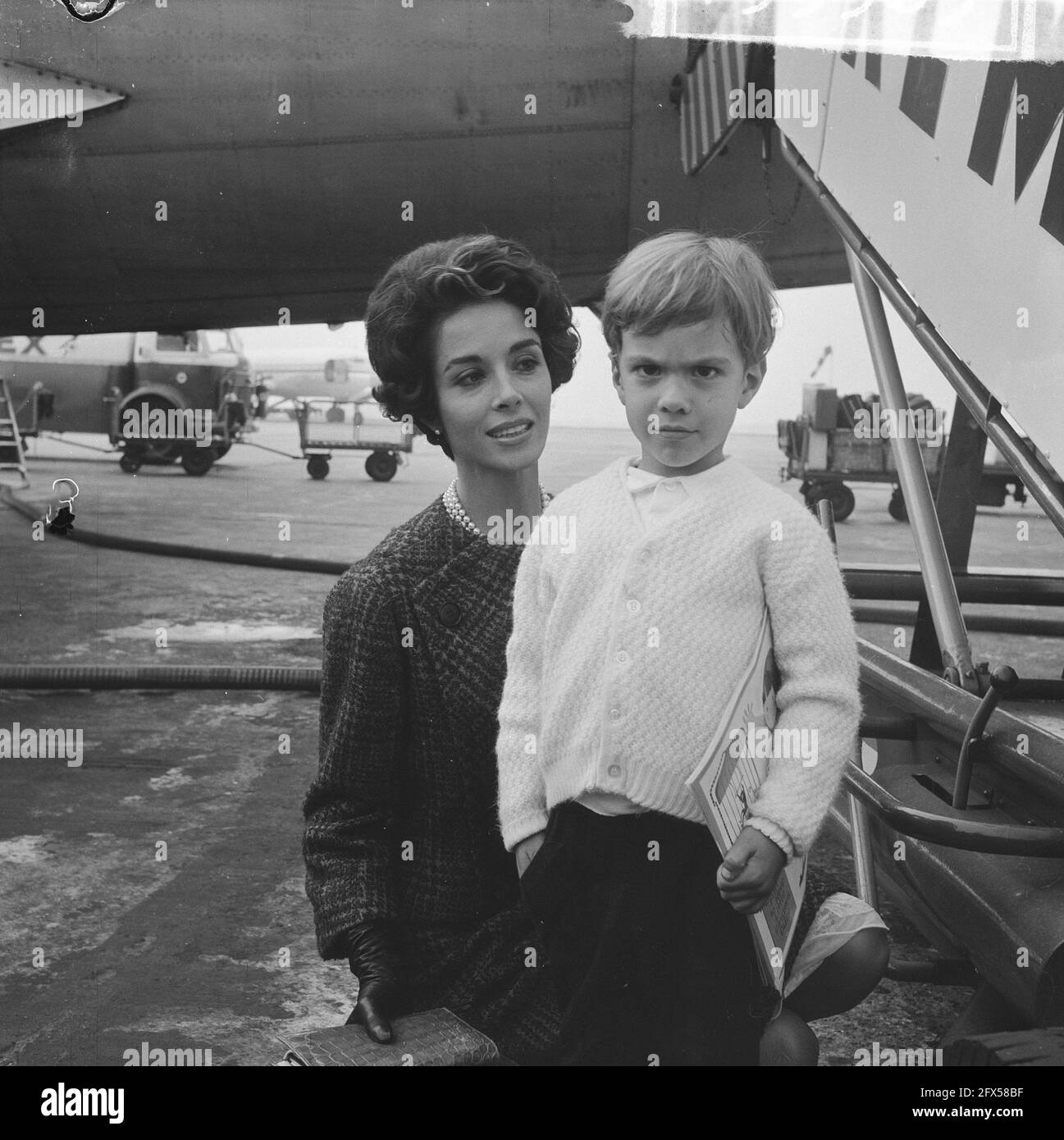 Dana Wynter High Resolution Stock Photography and Images - Alamy