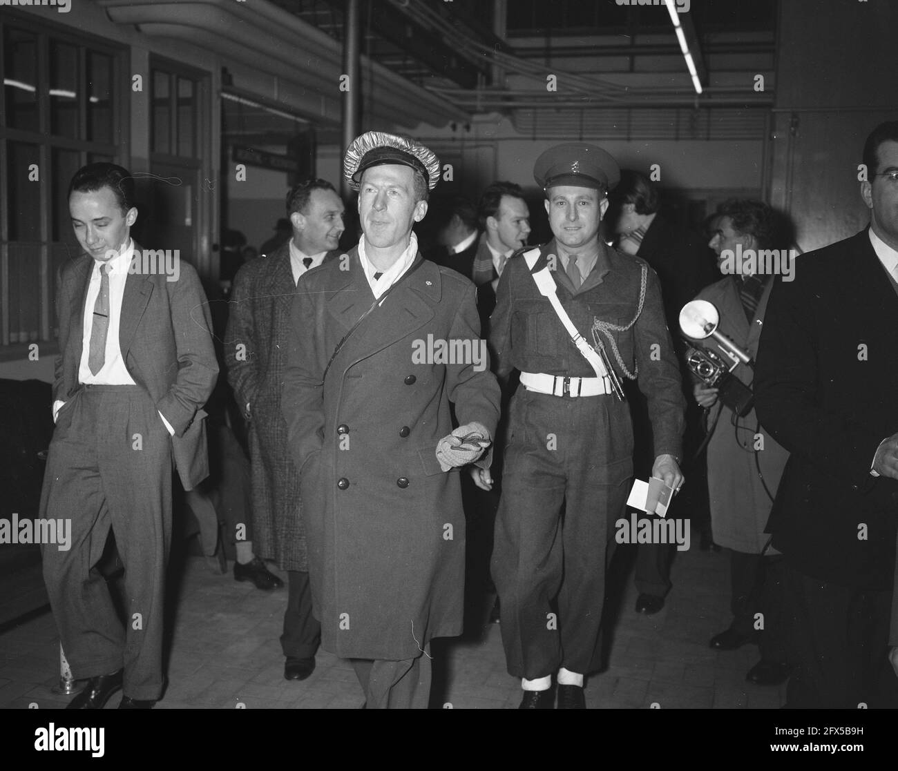 World citizen gary davis deported hi-res stock photography and images ...