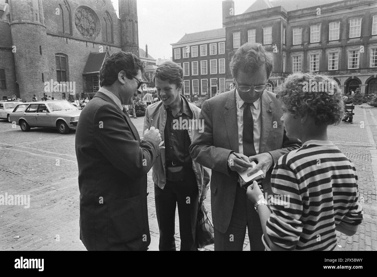 Formateurs van thijn Black and White Stock Photos & Images - Alamy