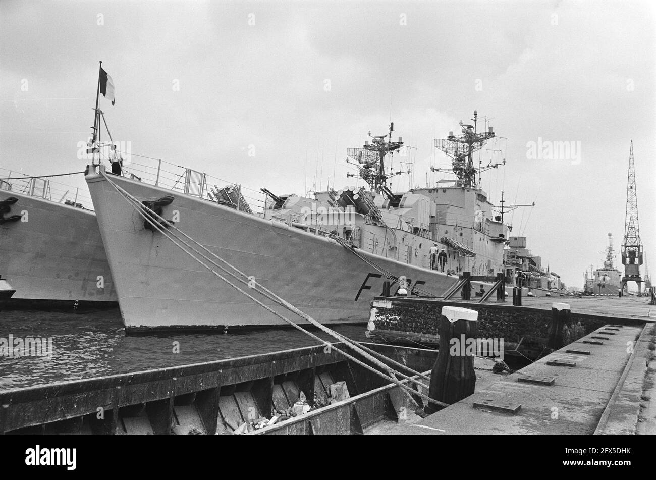 French fleet visit to Amsterdam; the warships at the Oostelijke ...