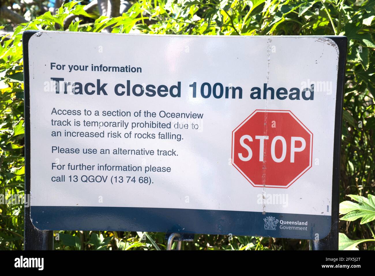 Stop sign australia hi-res stock photography and images - Alamy