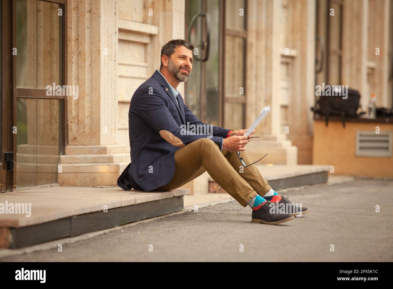 Professional suited outdoors hi-res stock photography and images - Alamy
