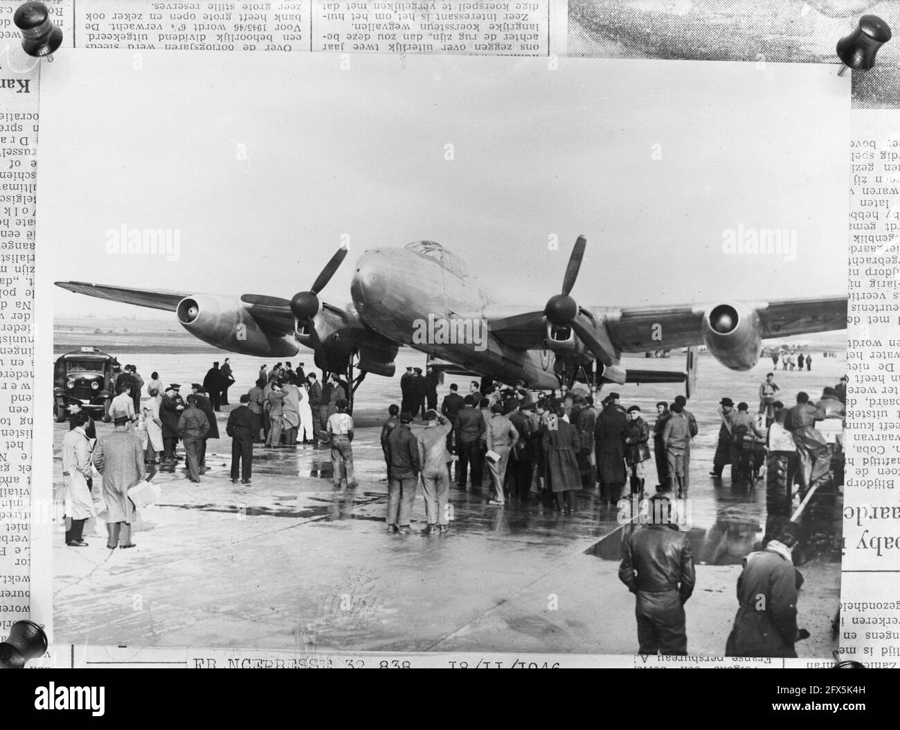 Arrival of the first English Lancaster jet at Le Bourget airport ...