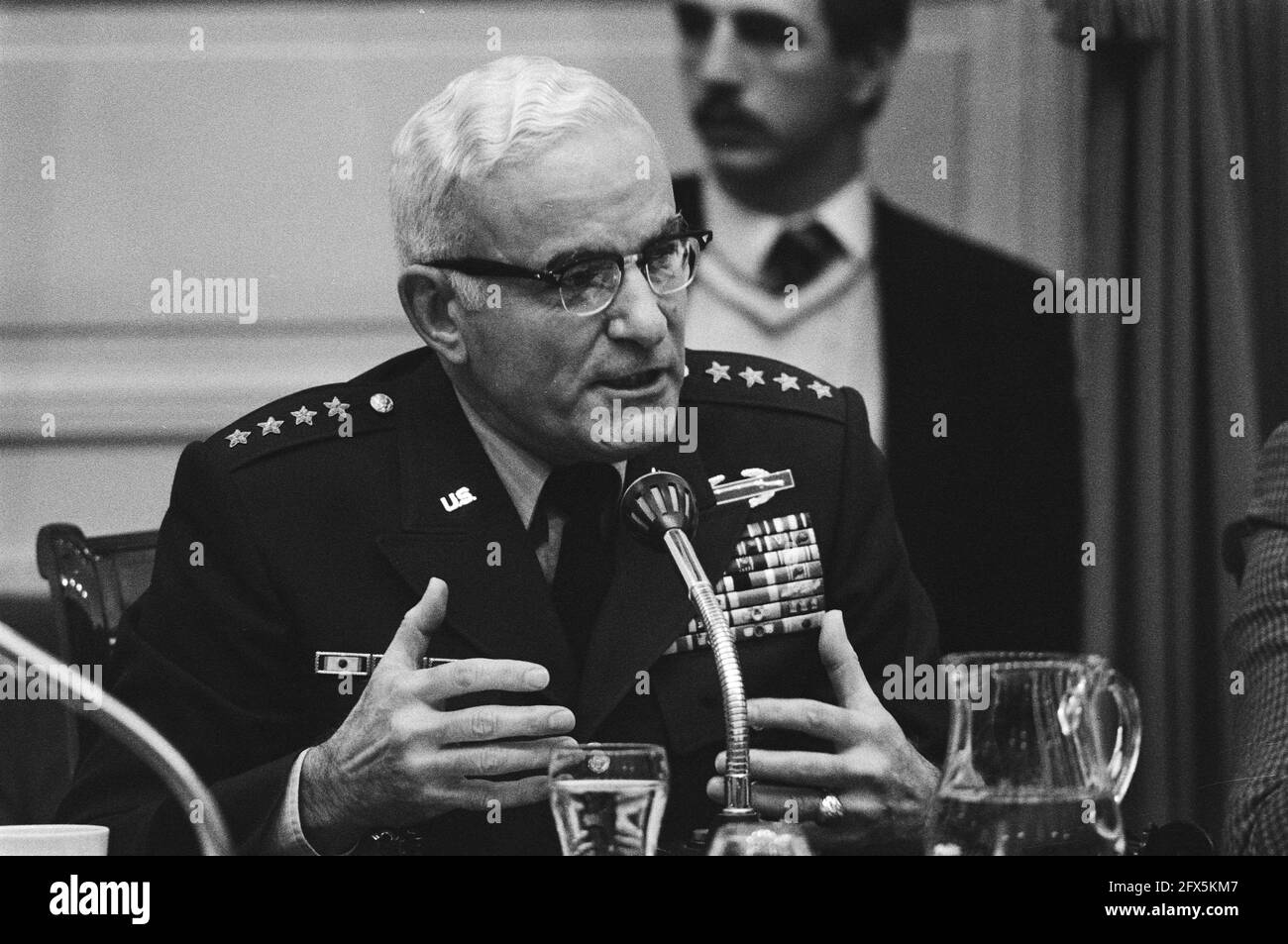 General rogers speaking Black and White Stock Photos & Images - Alamy