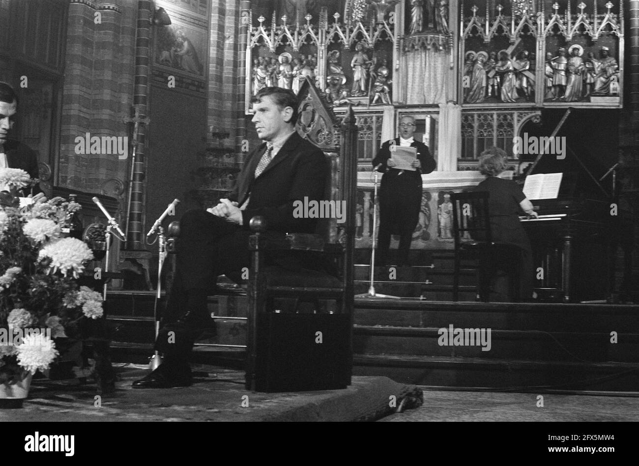 Gerard Reve in 1969 Stock Photo - Alamy