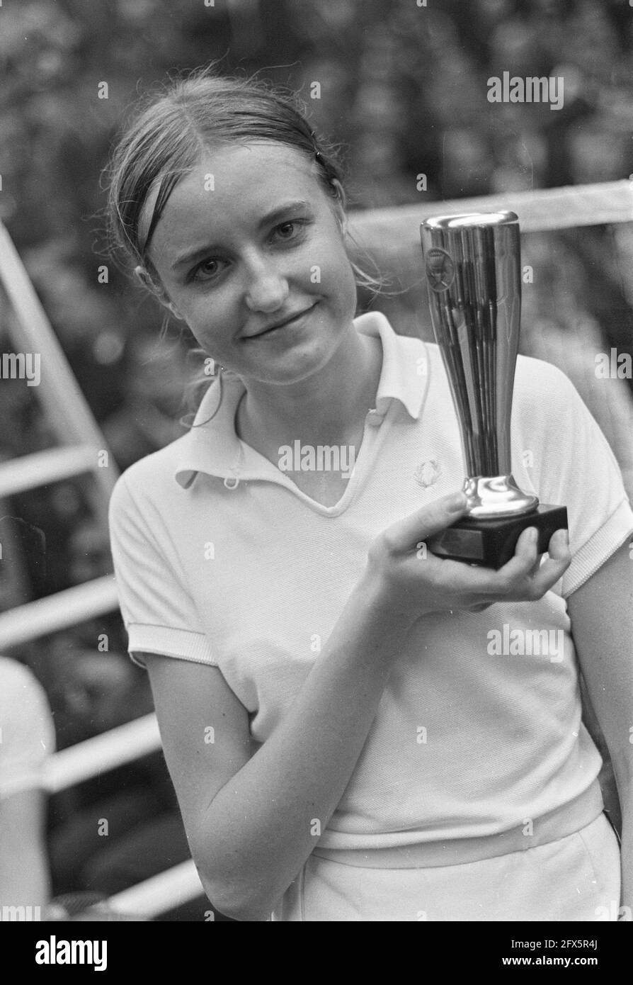 Gillian gilks hi-res stock photography and images - Alamy