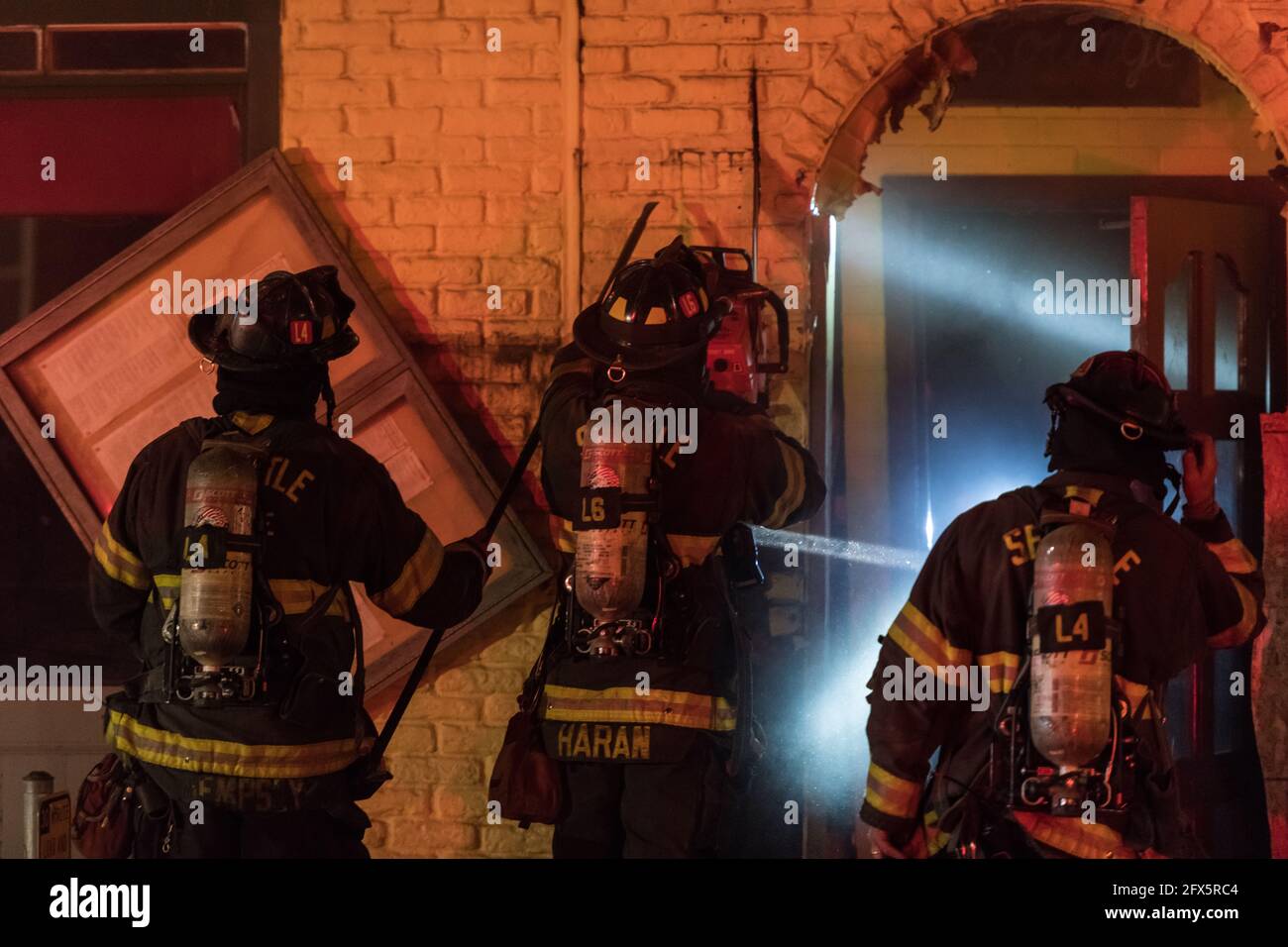 Seattle, USA. 18th Apr, 2021. Seattle Fire Department putting out ...