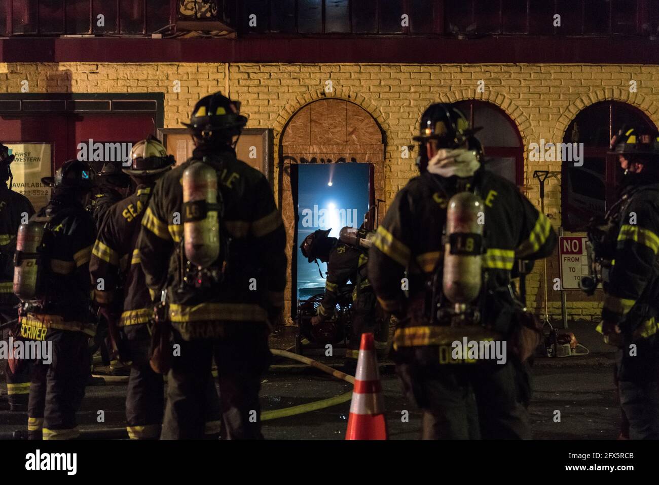 Seattle, USA. 18th Apr, 2021. Seattle Fire Department putting out ...