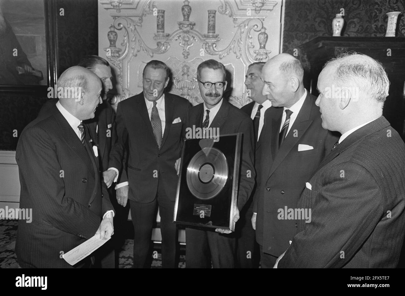 Nlg 50 hi-res stock photography and images - Alamy