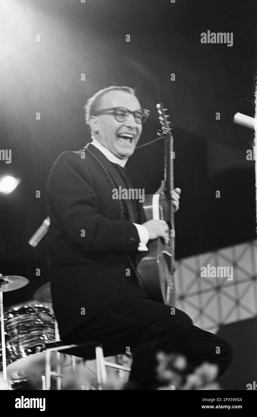 Kurhaus te scheveningen number 15 wim sonneveld hi-res stock ...