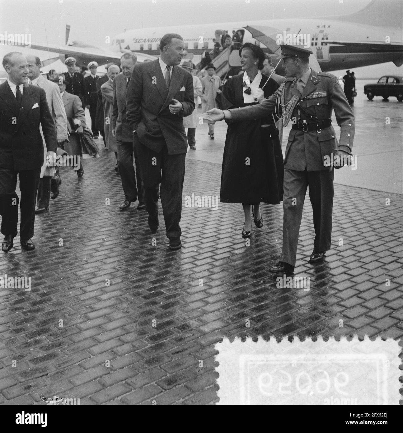 Swedish prince bertil schiphol hi-res stock photography and images - Alamy